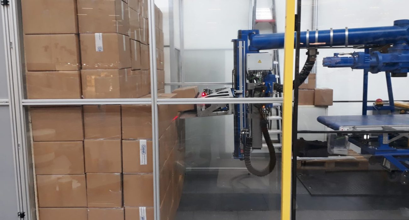 Innovative Container Unloading System in Action at LogiMAT - Logistics News